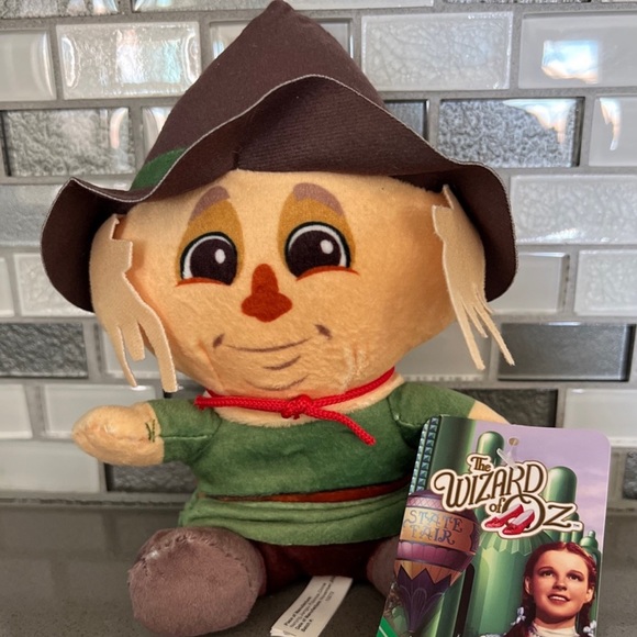Warner Bros. | Toys | The Wizard Of Oz Scarecrow Big Head Plush Limited ...